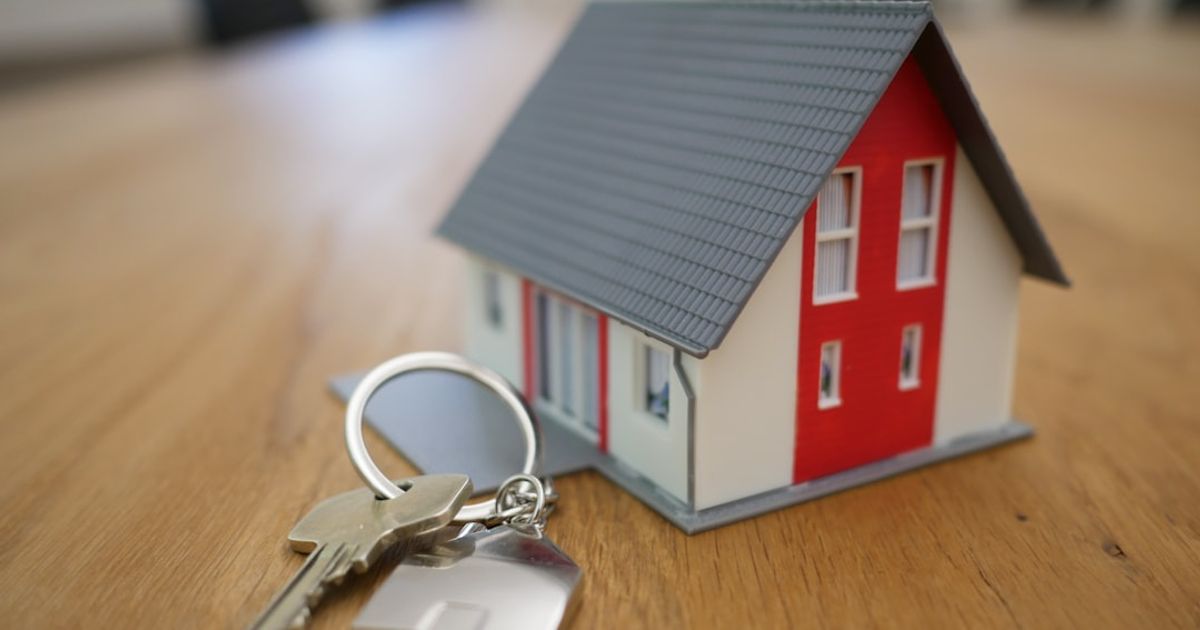 The Book on Rental Property Investing Review: The Complete Playbook ...